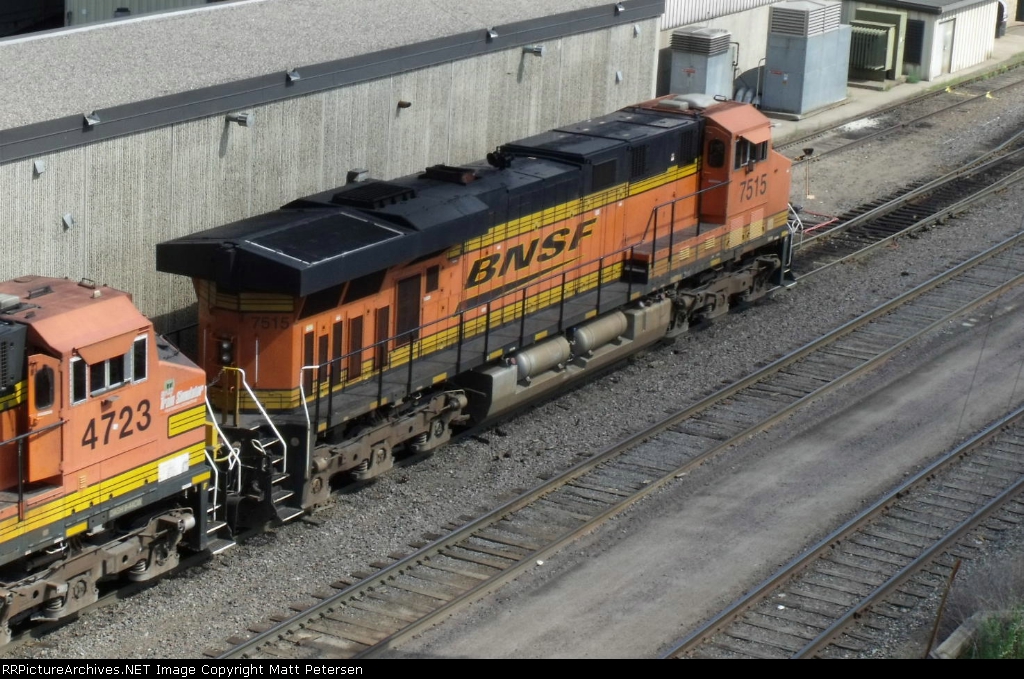 BNSF 7515